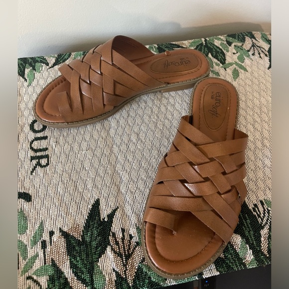 Eurosoft | Shoes | New Eurosoft Tan Sandals Slides Sz 75m 89 | Poshmark
